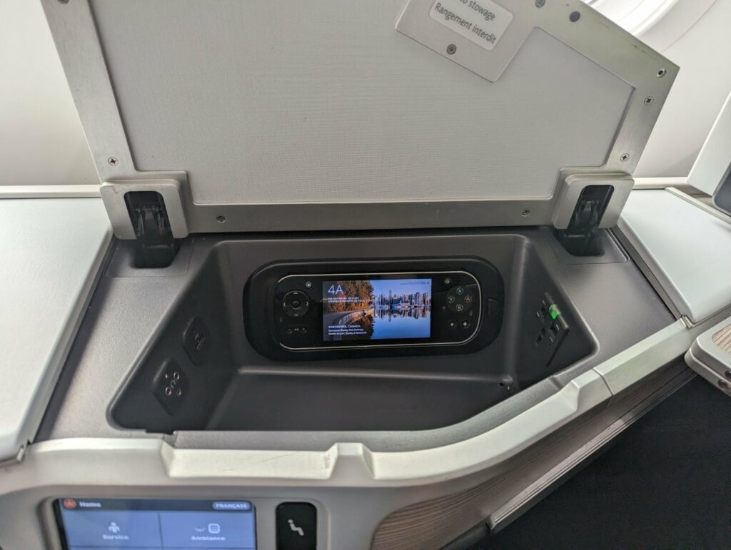 Review: Air Canada Signature Class (787-9) | Frugal Flyer