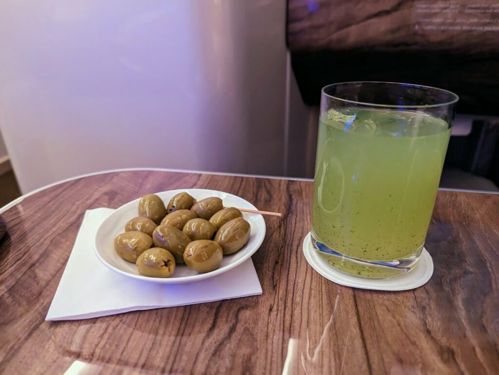 Review: Emirates Business Class (A380) | Frugal Flyer
