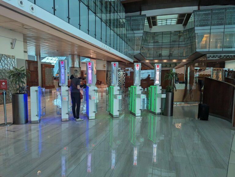 Review: Emirates Business Class (A380) | Frugal Flyer