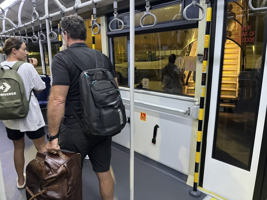 Review: Etihad Airways Business Class (787-9) | Frugal Flyer