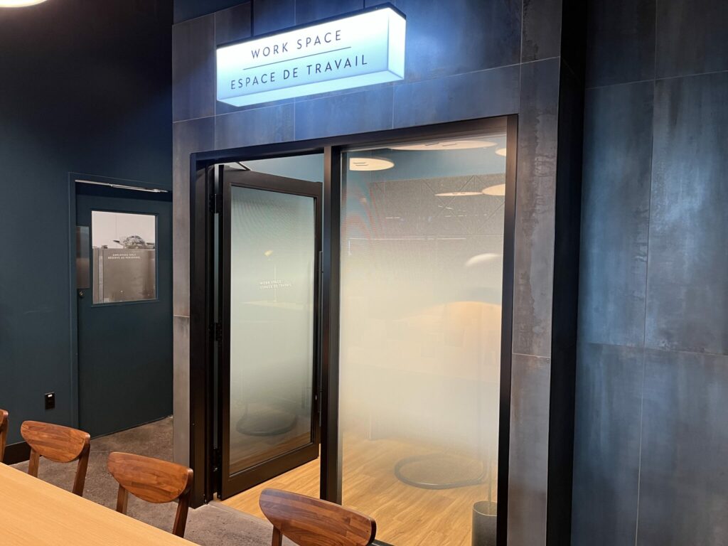 Review: Aspire Air Canada Café at Billy Bishop (YTZ)