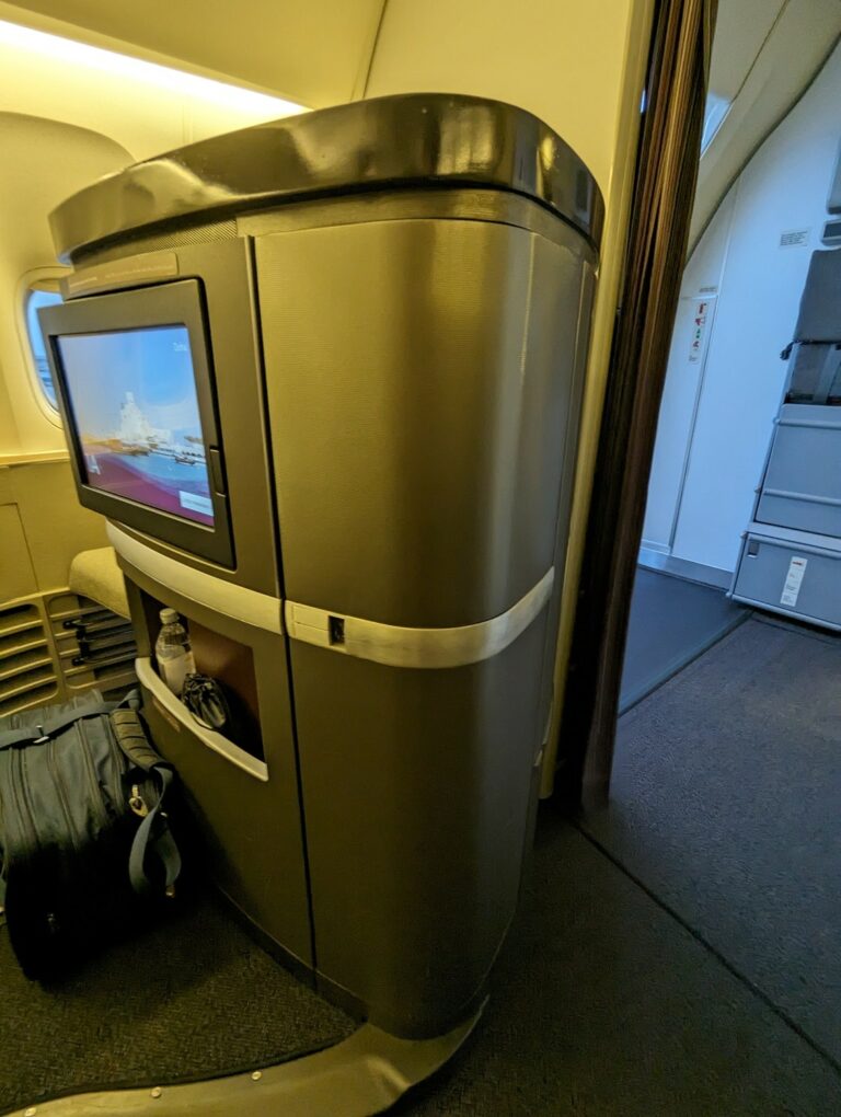 Review: Qatar Airways First Class (777-300ER) | Frugal Flyer