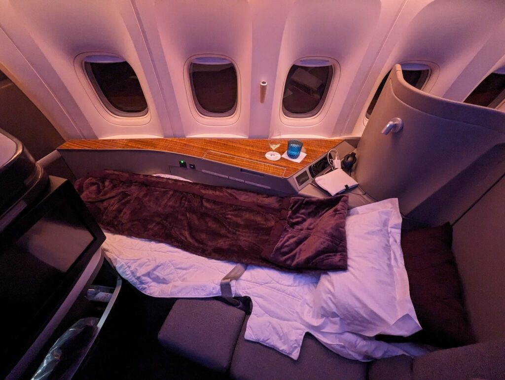 Review: Qatar Airways First Class (777-300ER) | Frugal Flyer