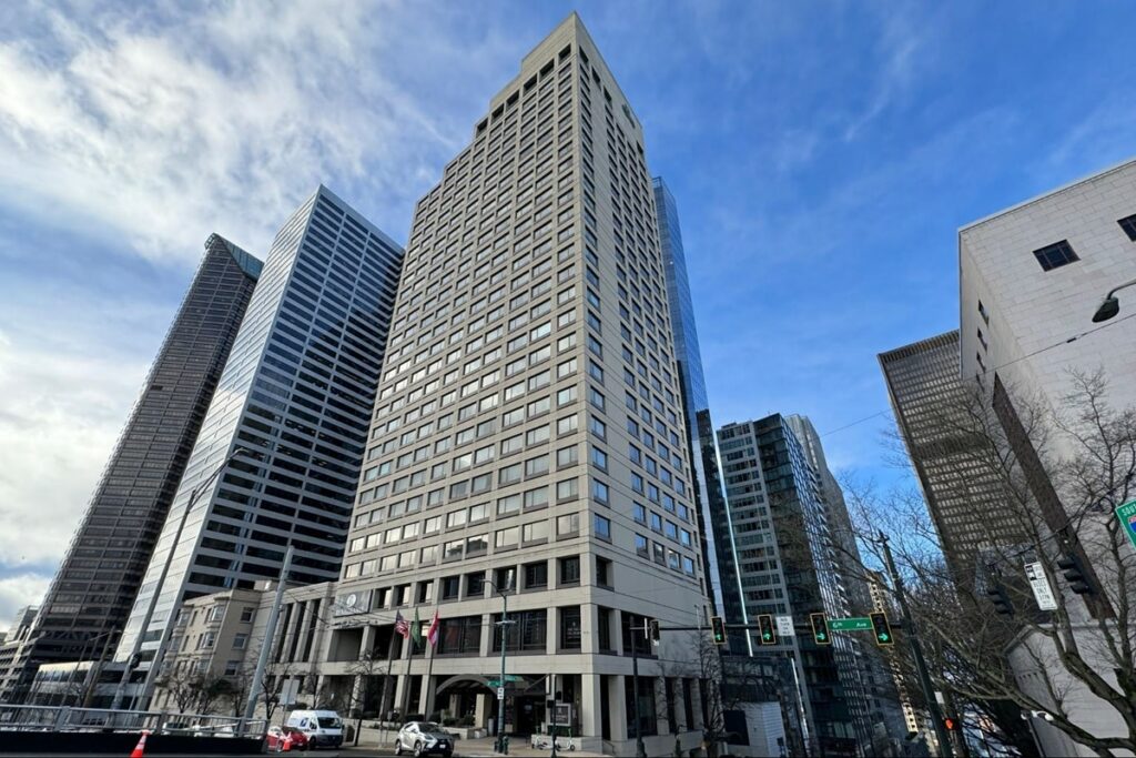 Review: Renaissance Seattle Hotel | Frugal Flyer