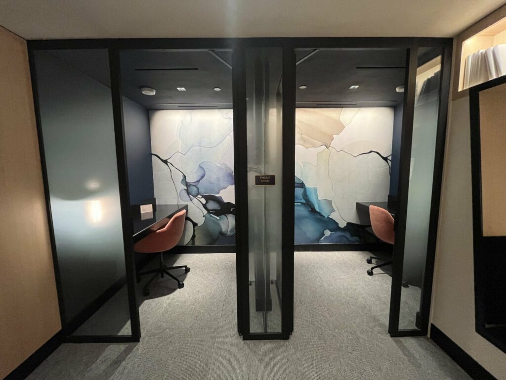 Review: Chase Sapphire Lounge at New York LaGuardia Airport (LGA ...