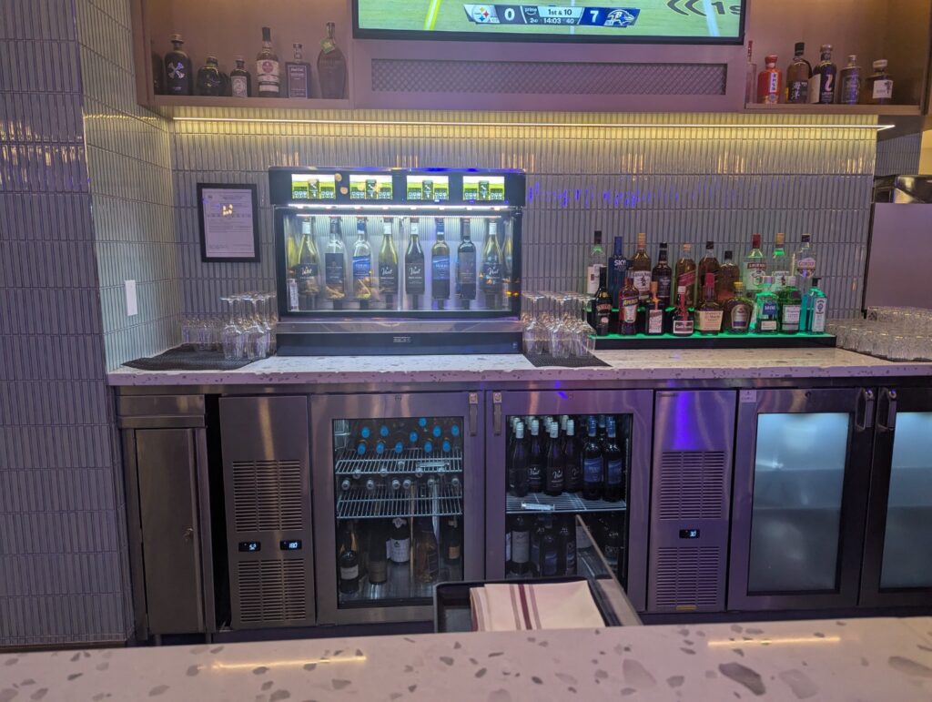 Review: Plaza Premium First Lounge at Vancouver International Airport (YVR)