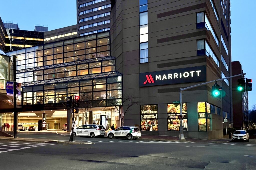 The Complete Guide to Marriott Bonvoy | Frugal Flyer