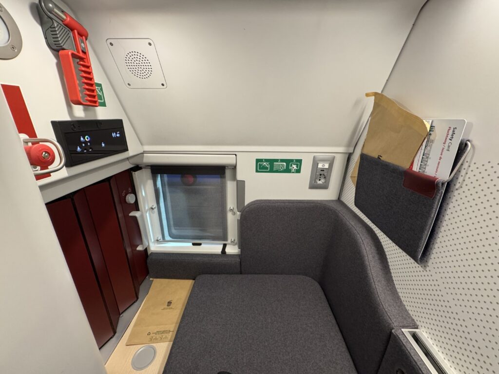 Review: ÖBB NightJet Sleeper Cabin, Mini Cabin | Frugal Flyer