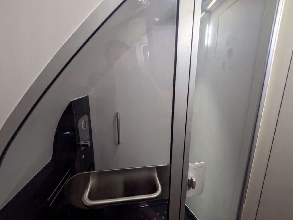 Review: Etihad Airways First Class “The Residence” (A380) | Frugal Flyer