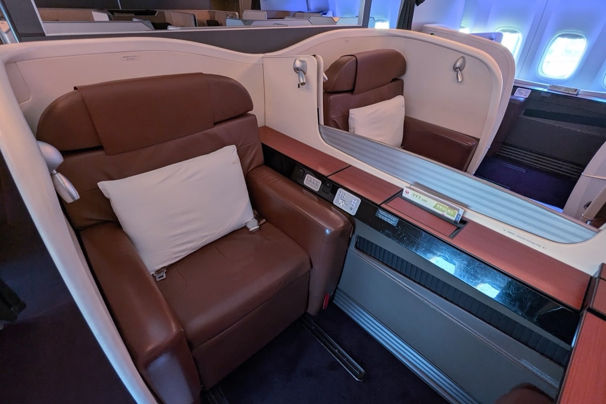 Review: WestJet Business Class (787-9) | Frugal Flyer