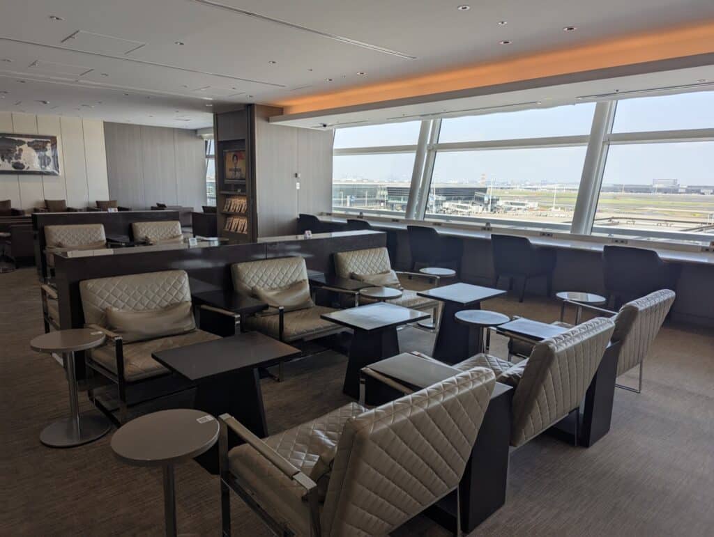 Review: Japan Airlines First Class (777-300ER) | Frugal Flyer