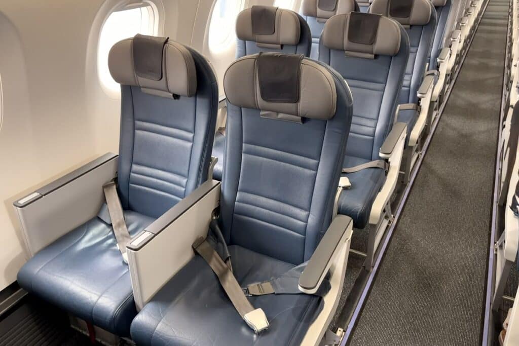 The Complete Guide to Porter Airlines VIPorter | Frugal Flyer